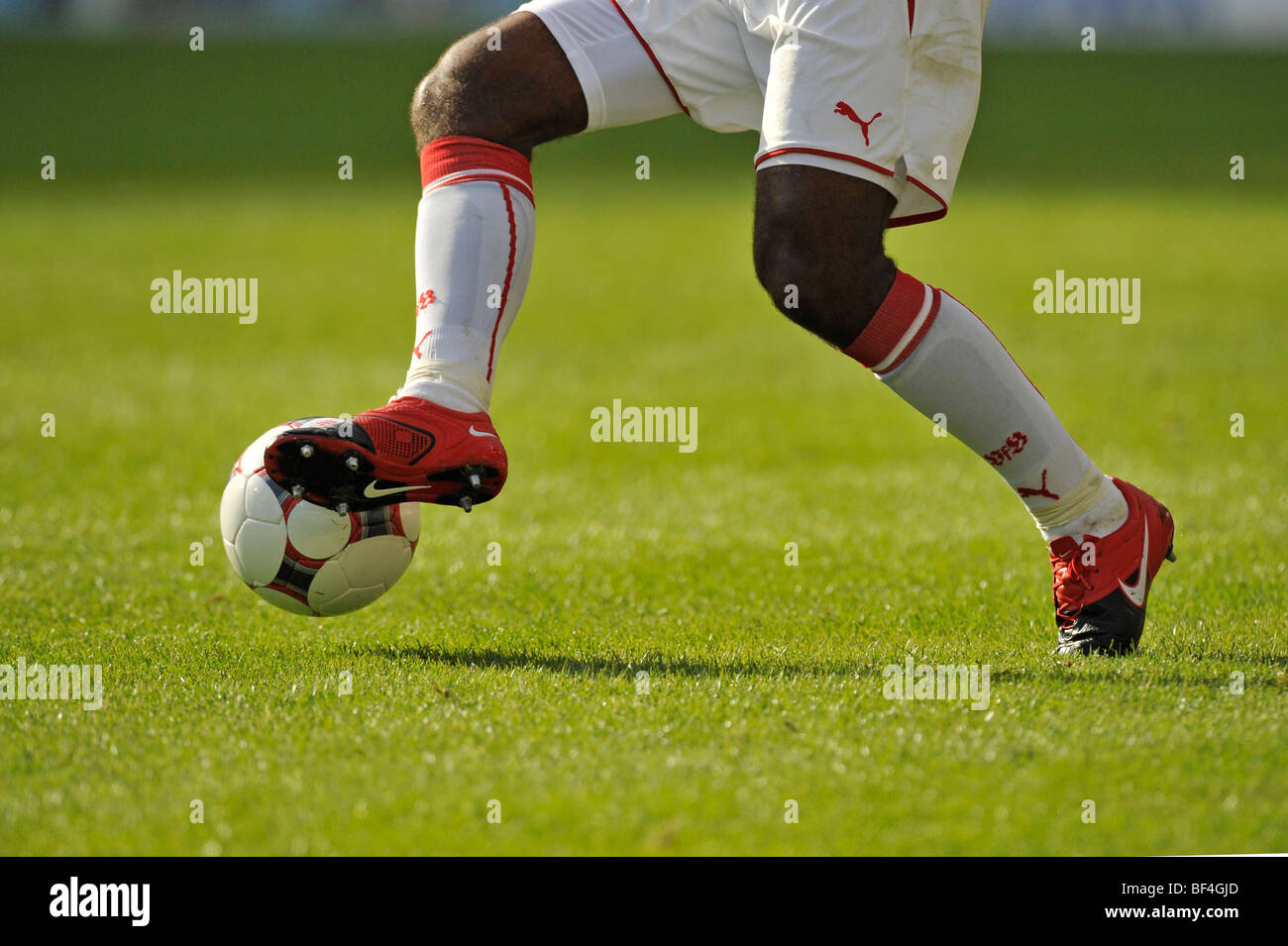 Footballers legs hi-res stock photography and images - Alamy