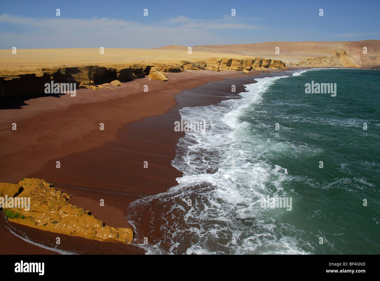 Red beach paracas hi-res stock photography and images - Alamy