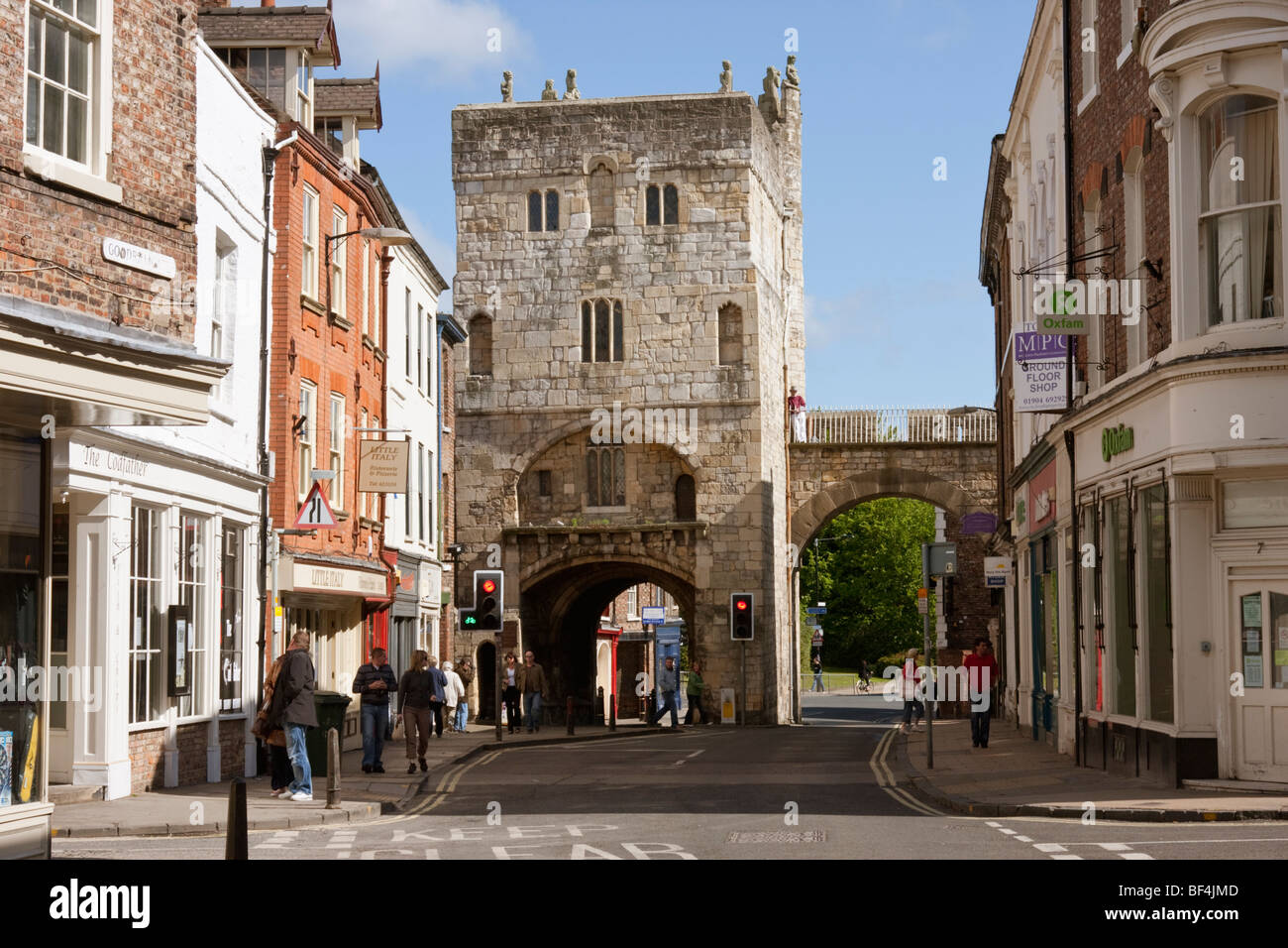 Gate citygate hi-res stock photography and images - Alamy