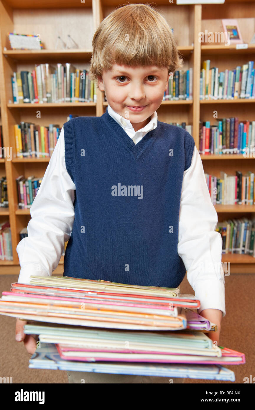Student in School Library Stock Photo - Alamy