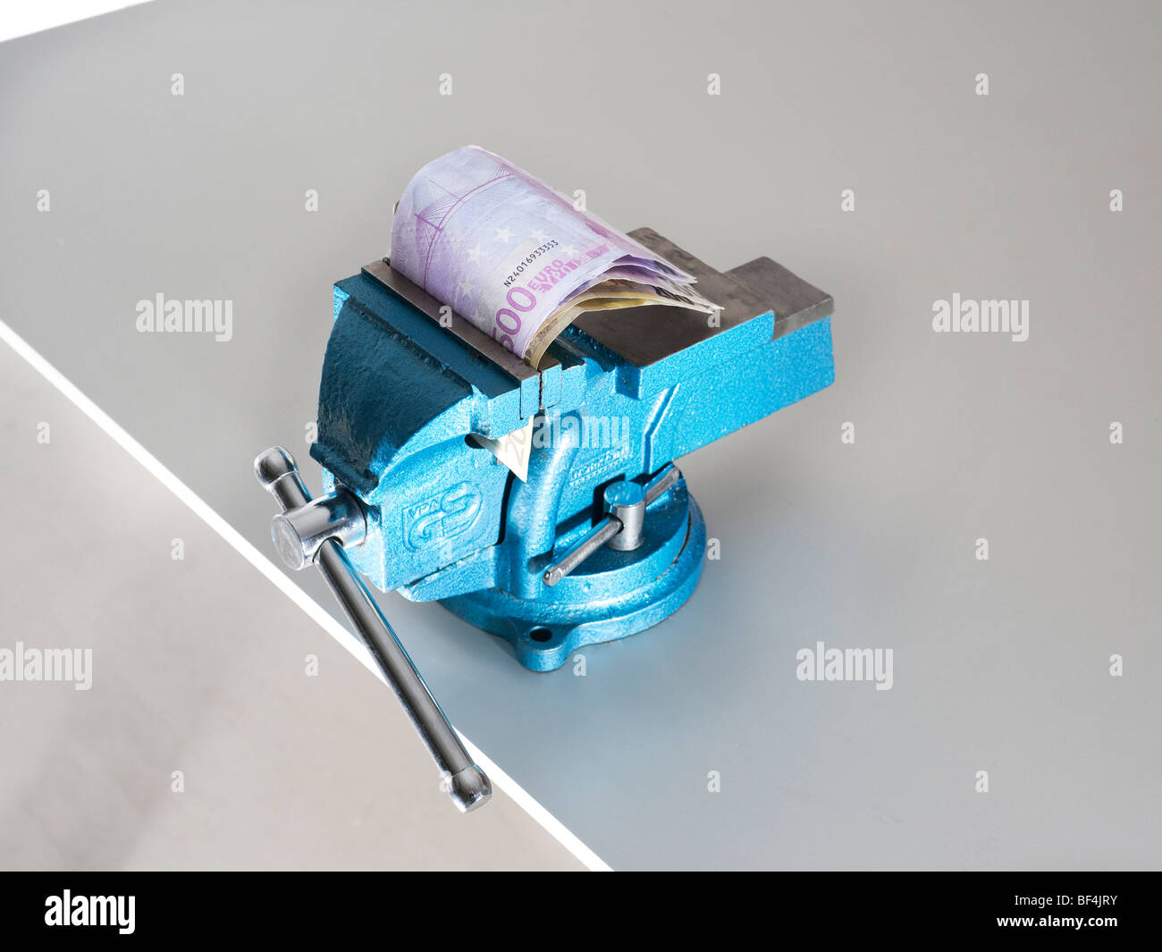 Vice presses hi-res stock photography and images - Alamy