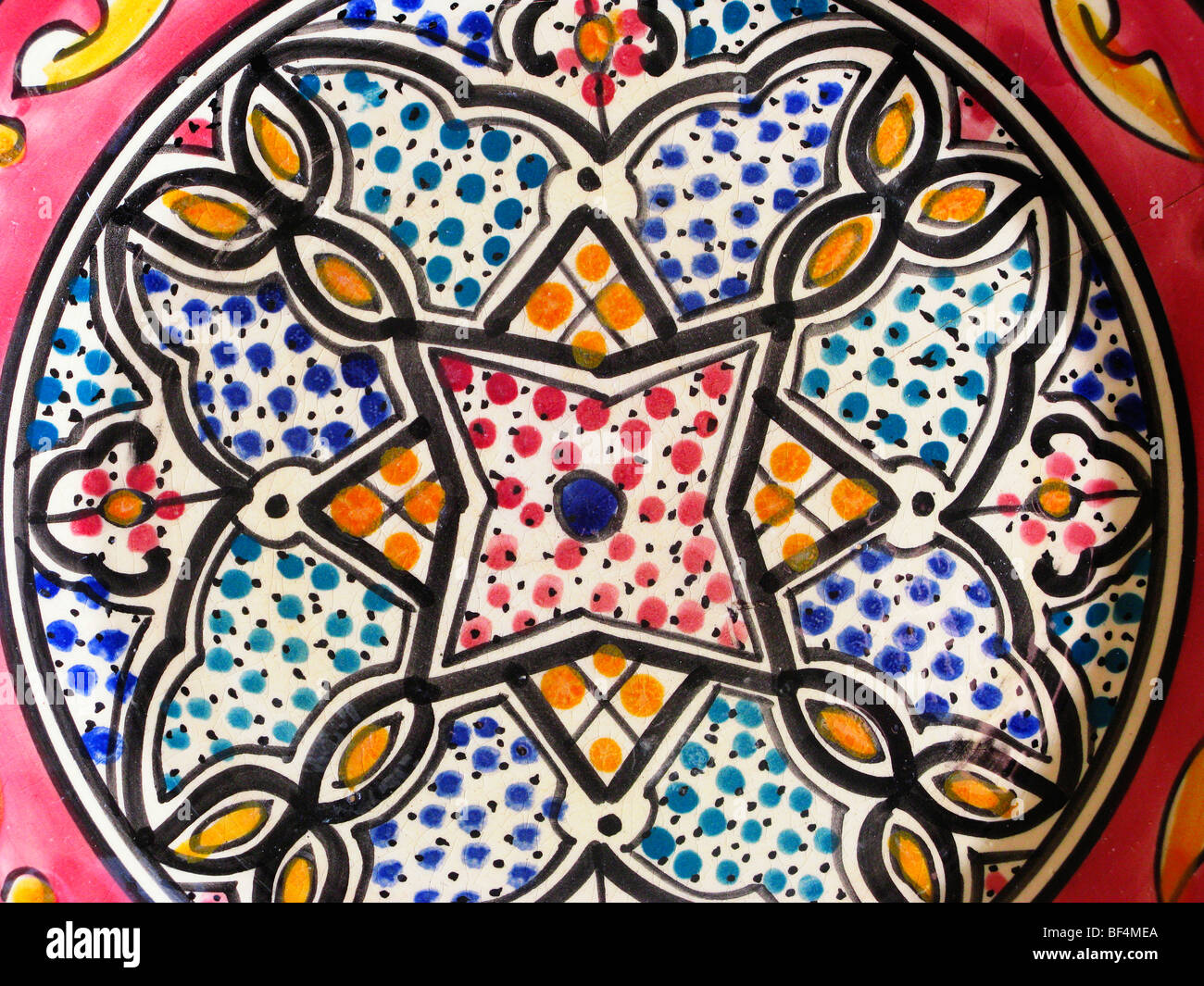 Handmade Ceramic. Tunis Medina, Tunisia, North Africa Stock Photo - Alamy
