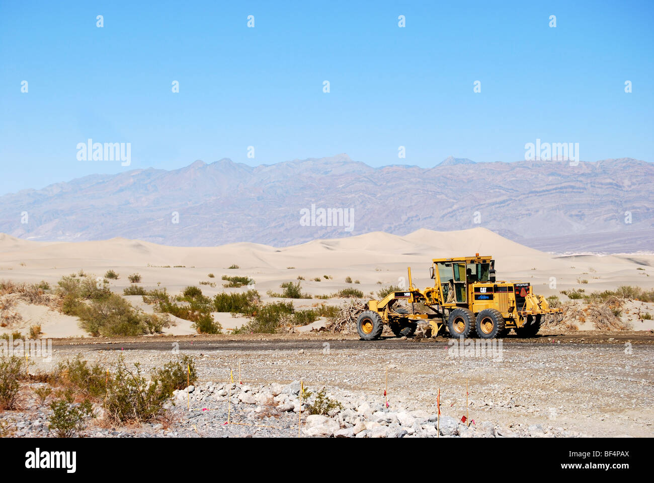 Leveling landscape hi-res stock photography and images - Alamy