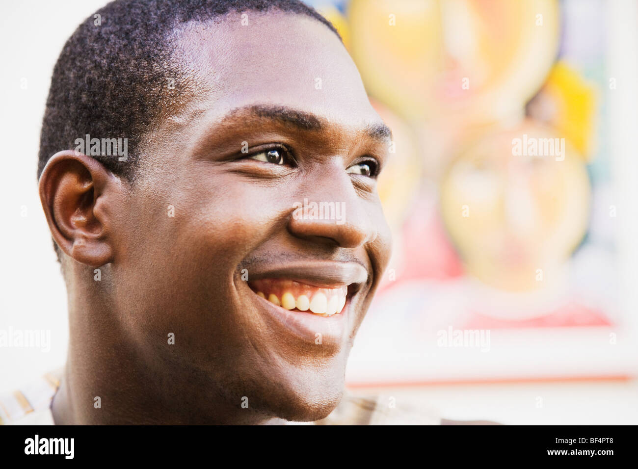 African man smiling Stock Photo - Alamy