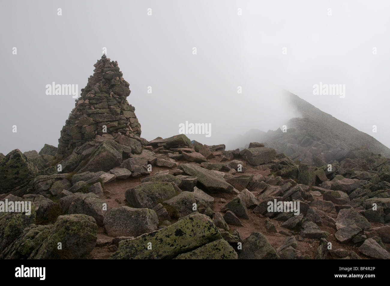 Appalachian Trail end point on Mt Katahdin, Baxter State Park, Maine ...