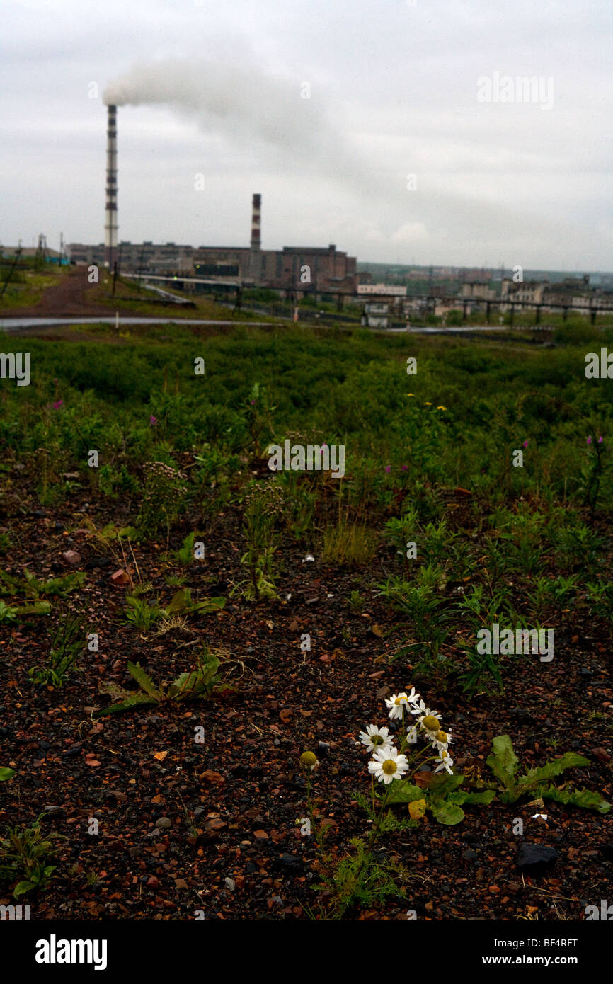Vorkuta coal mines arctic russia hi-res stock photography and images ...