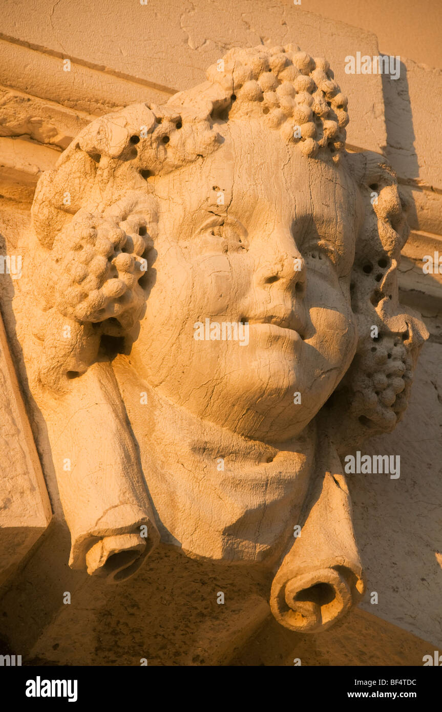 Italy cherub face wall hi-res stock photography and images - Alamy