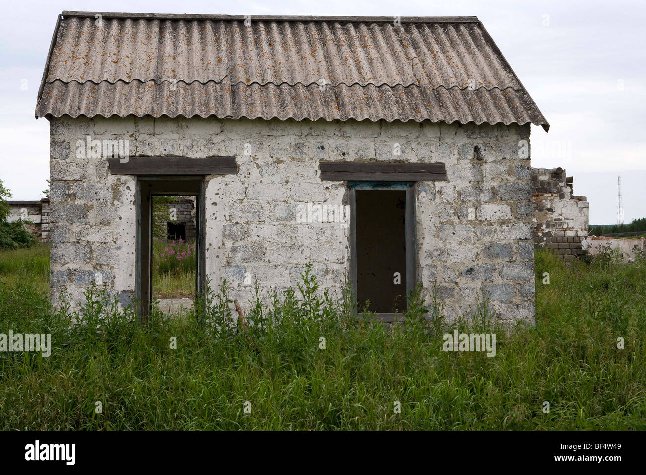 destroyed russian buildings abstract photography Stock Photo - Alamy