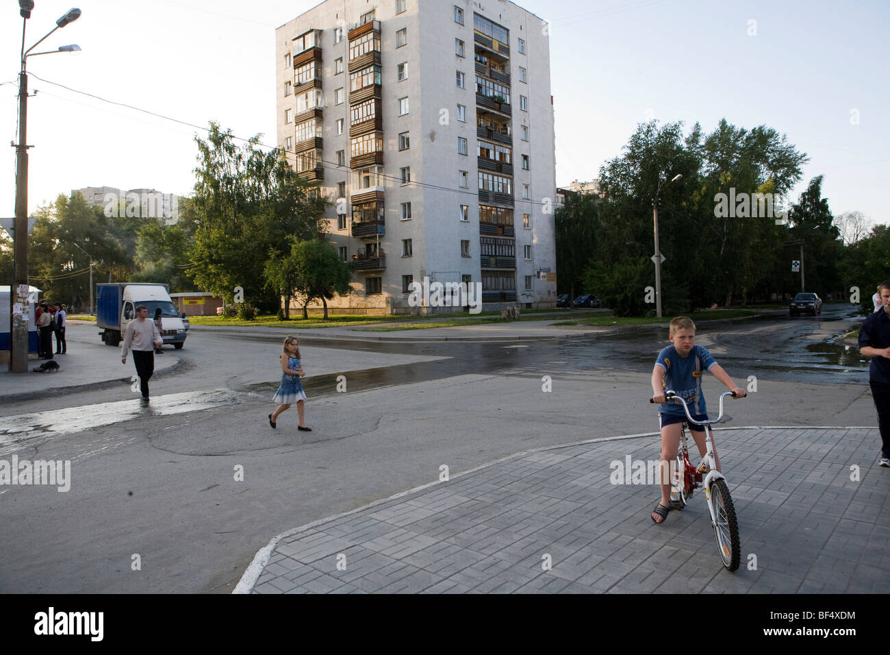 Russian Street Kiosk High Resolution Stock Photography and Images - Alamy