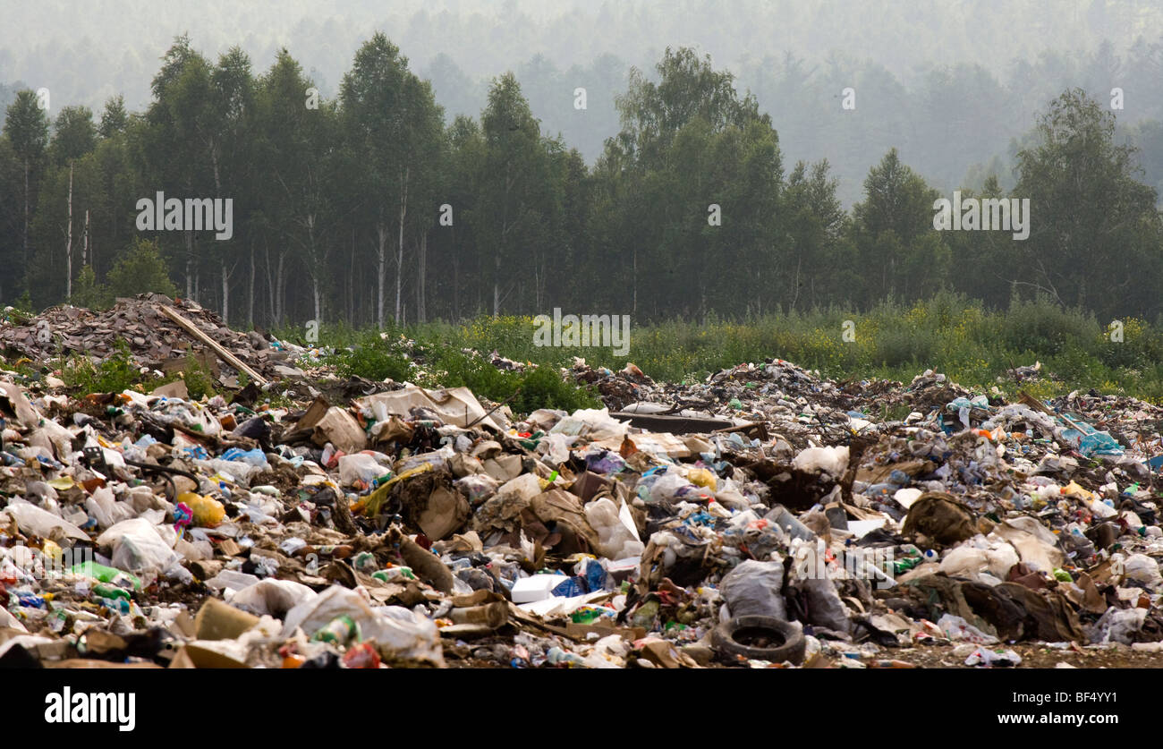 rubbish dump karabash the urals russia Stock Photo - Alamy