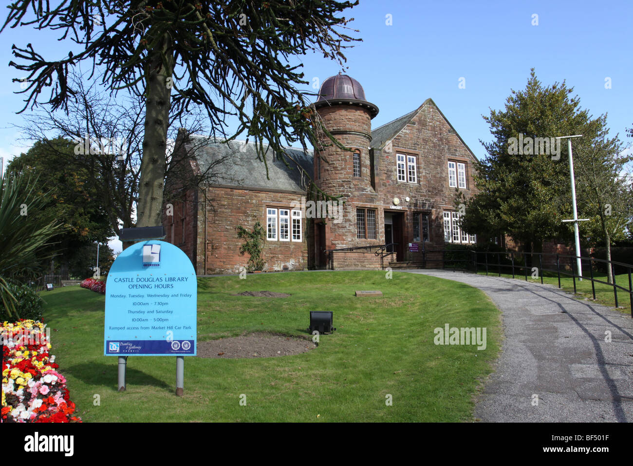 Exterior of Castle Douglas Library Scotland September 2009 Stock Photo ...