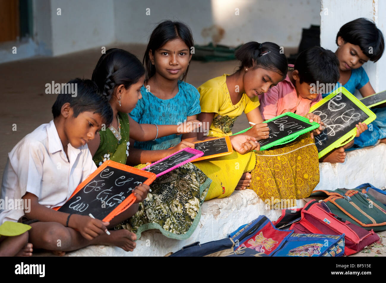 Rural indian village primary school hi-res stock photography and images ...