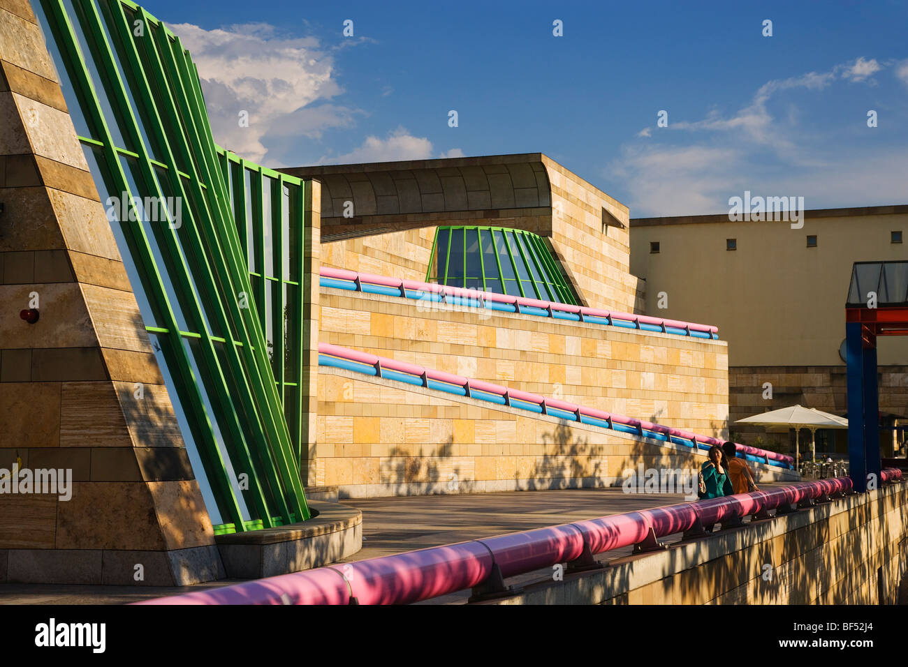 Neue staatsgalerie new state gallery hi-res stock photography and ...