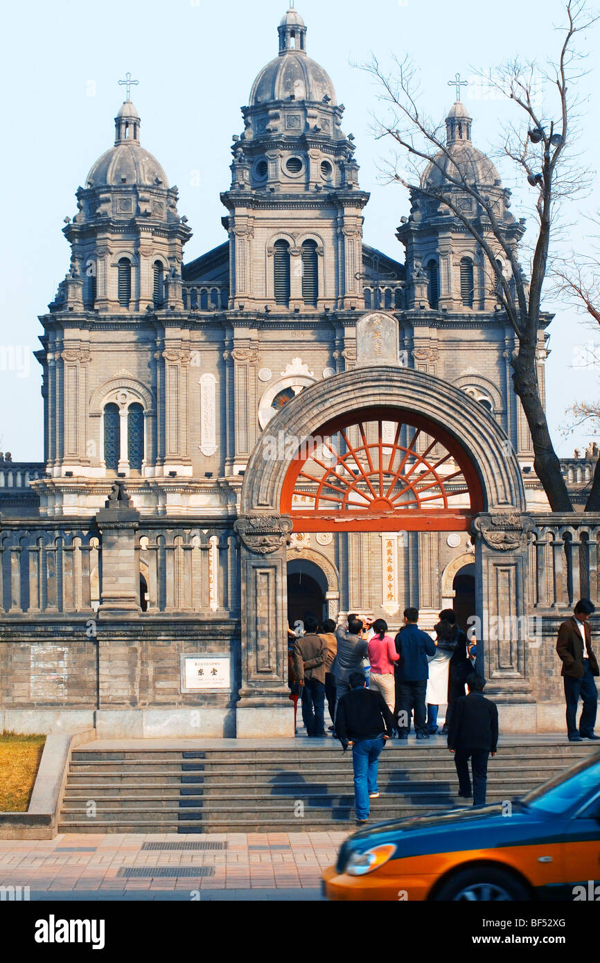 Wangfujing Cathedral, Wangfujing, Beijing, China Stock Photo - Alamy