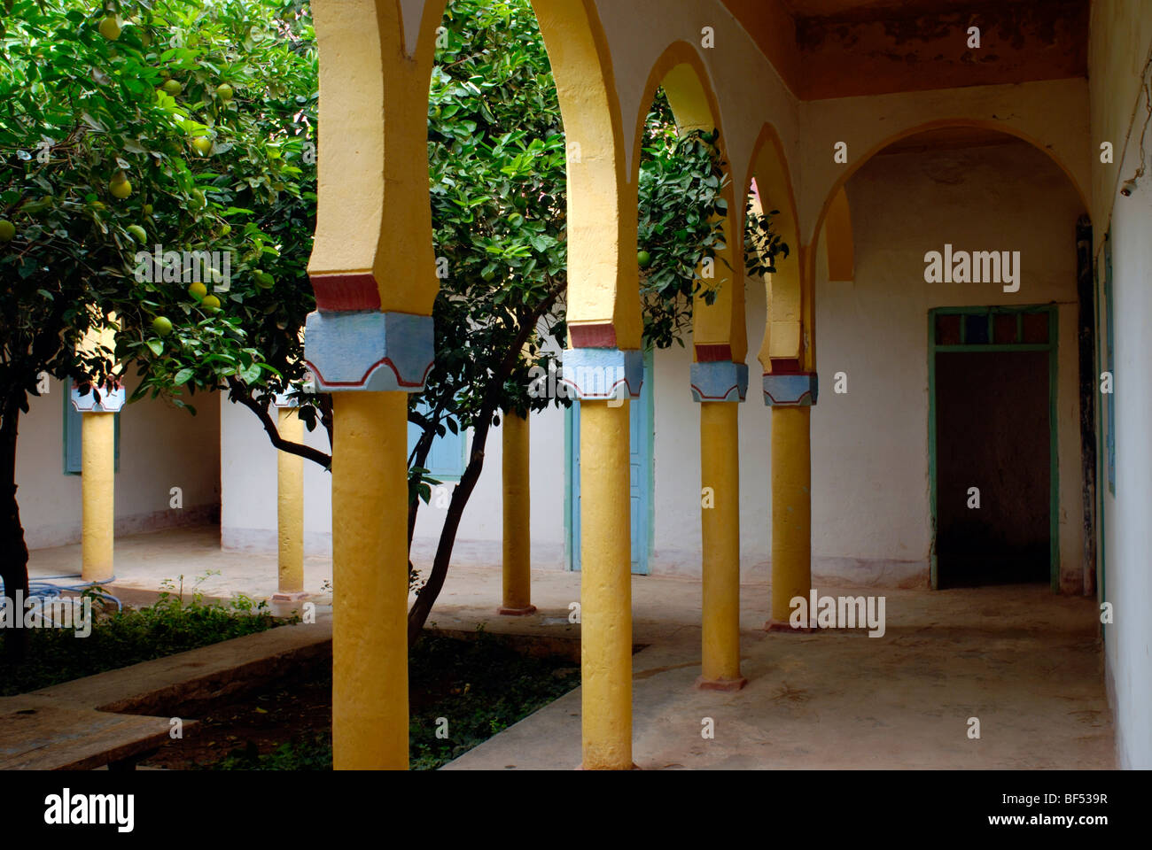 Inner court of a Moroccan villa Stock Photo - Alamy