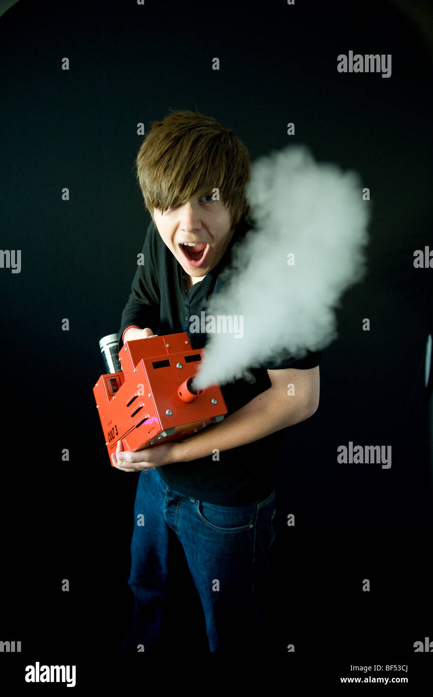 Fog smoke machine stage effects hi-res stock photography and images - Alamy