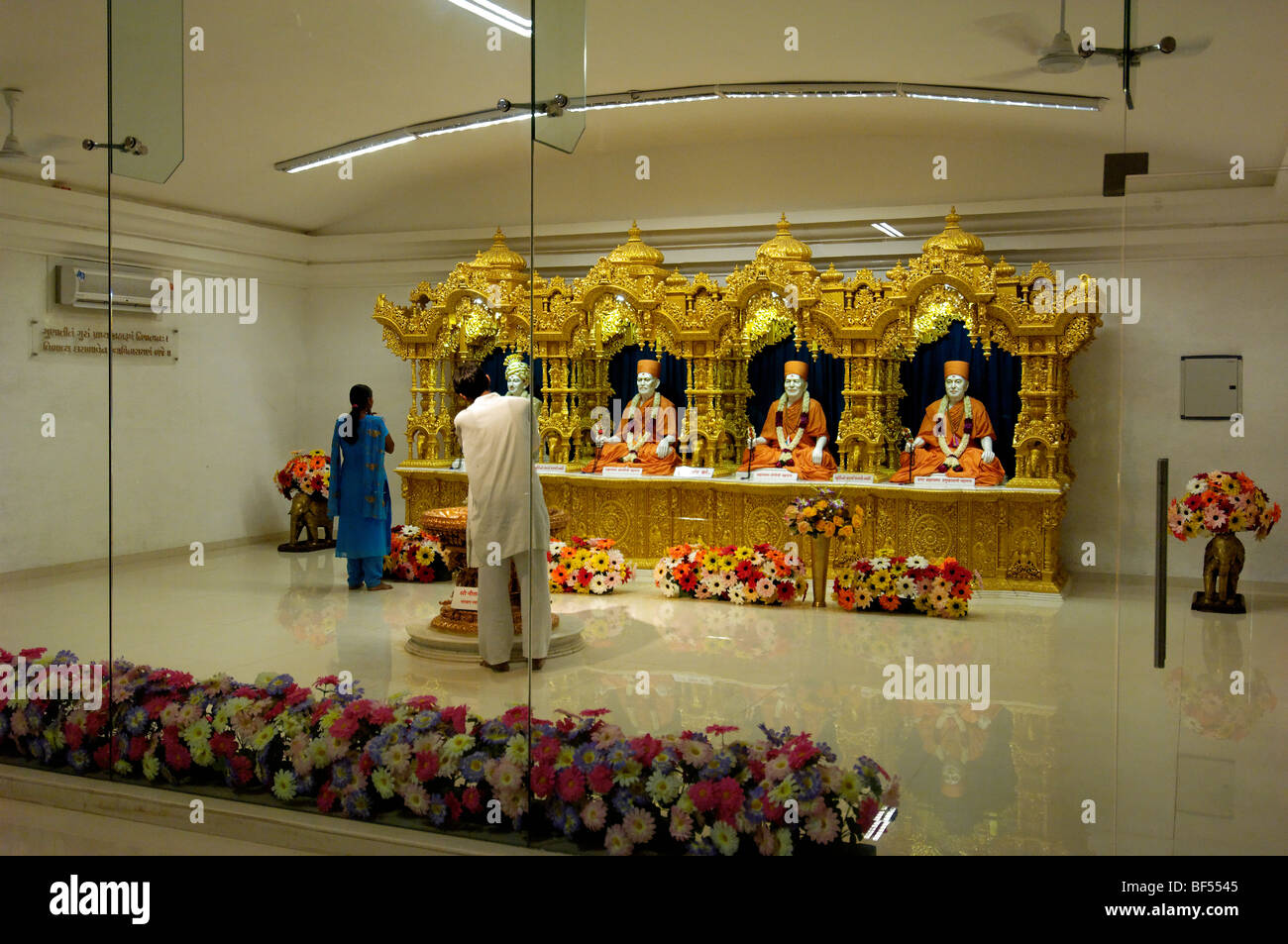 Swaminarayan Hindu temple Valsad Gujarat India Stock Photo - Alamy