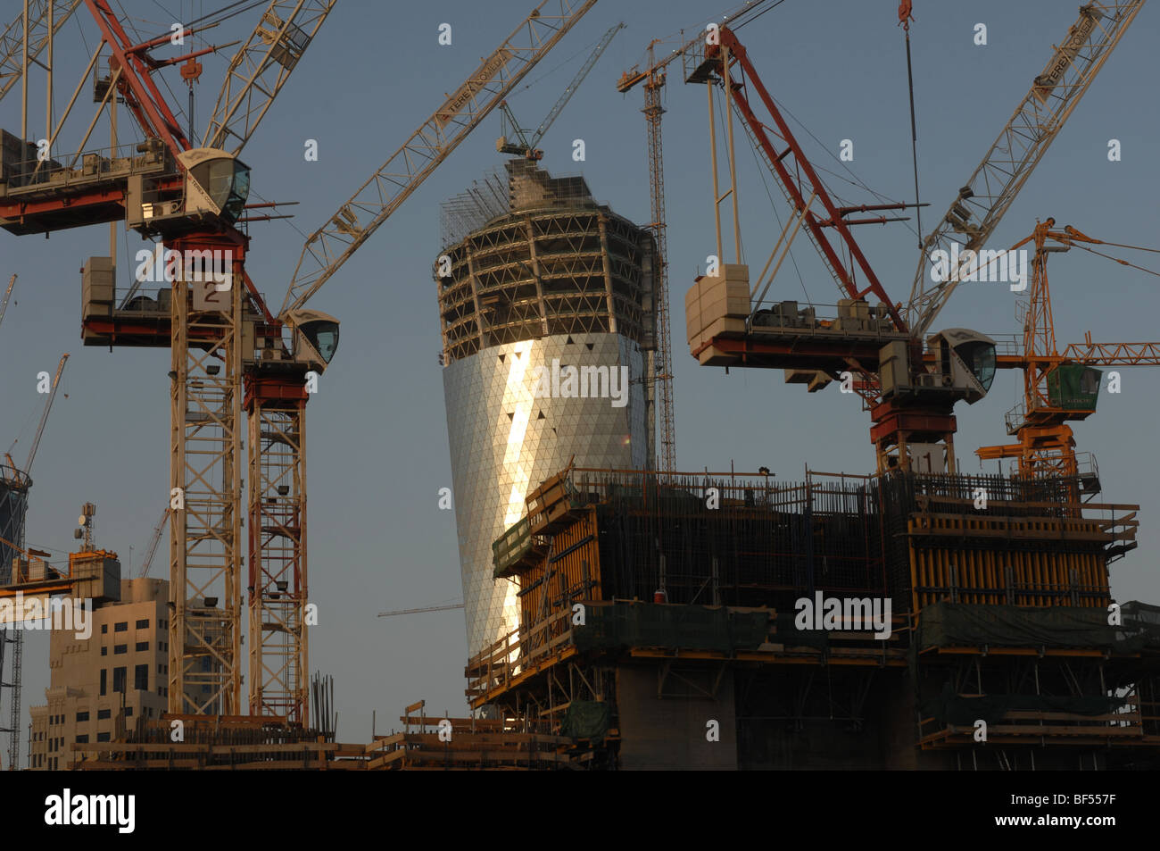 Skyscraper and Construction Work, Doha, Qatar Stock Photo - Alamy