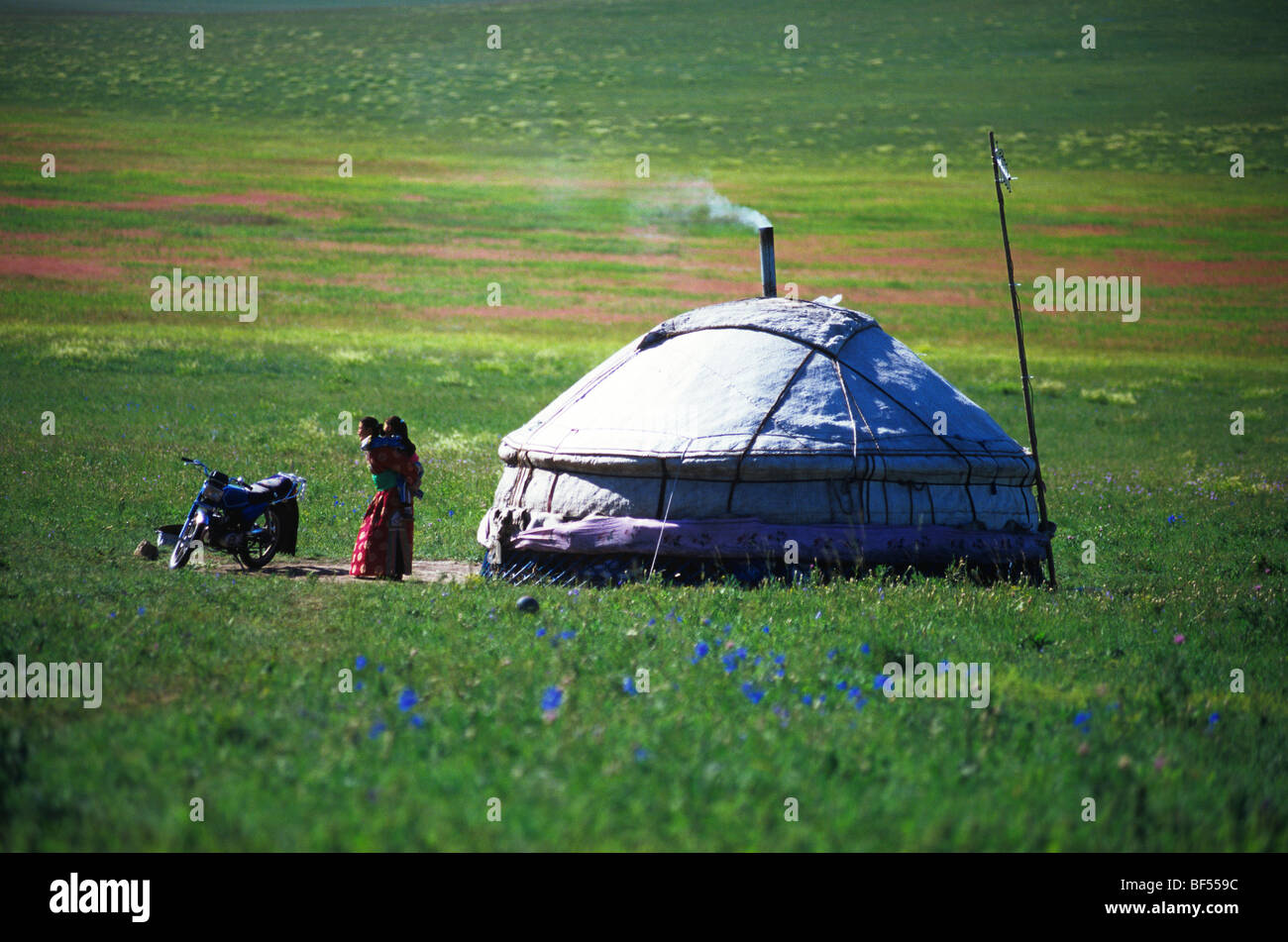 Mongolian girls yurt hi-res stock photography and images - Alamy