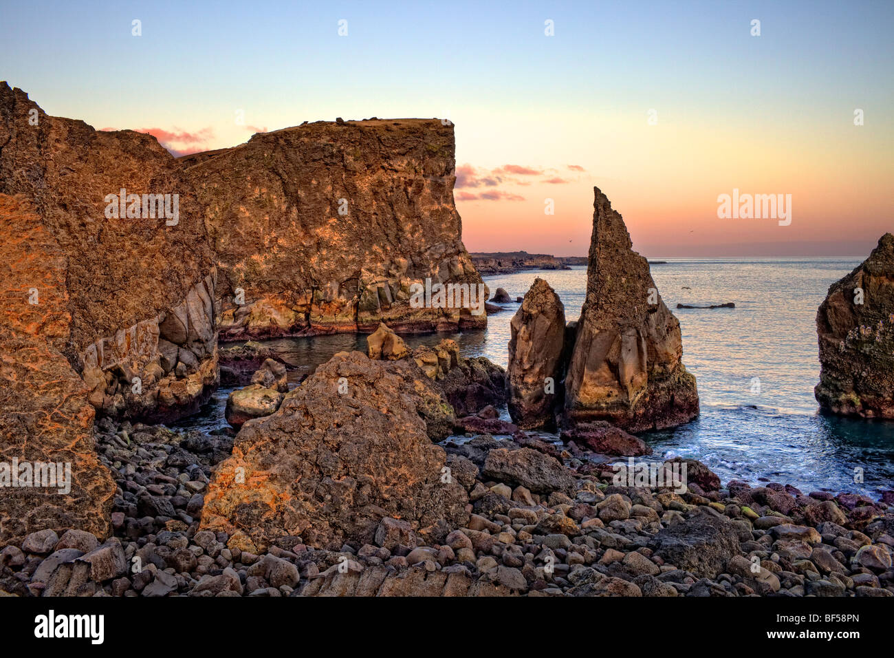 Rocky cliffs, Reykjanes Peninsula, Iceland Stock Photo - Alamy