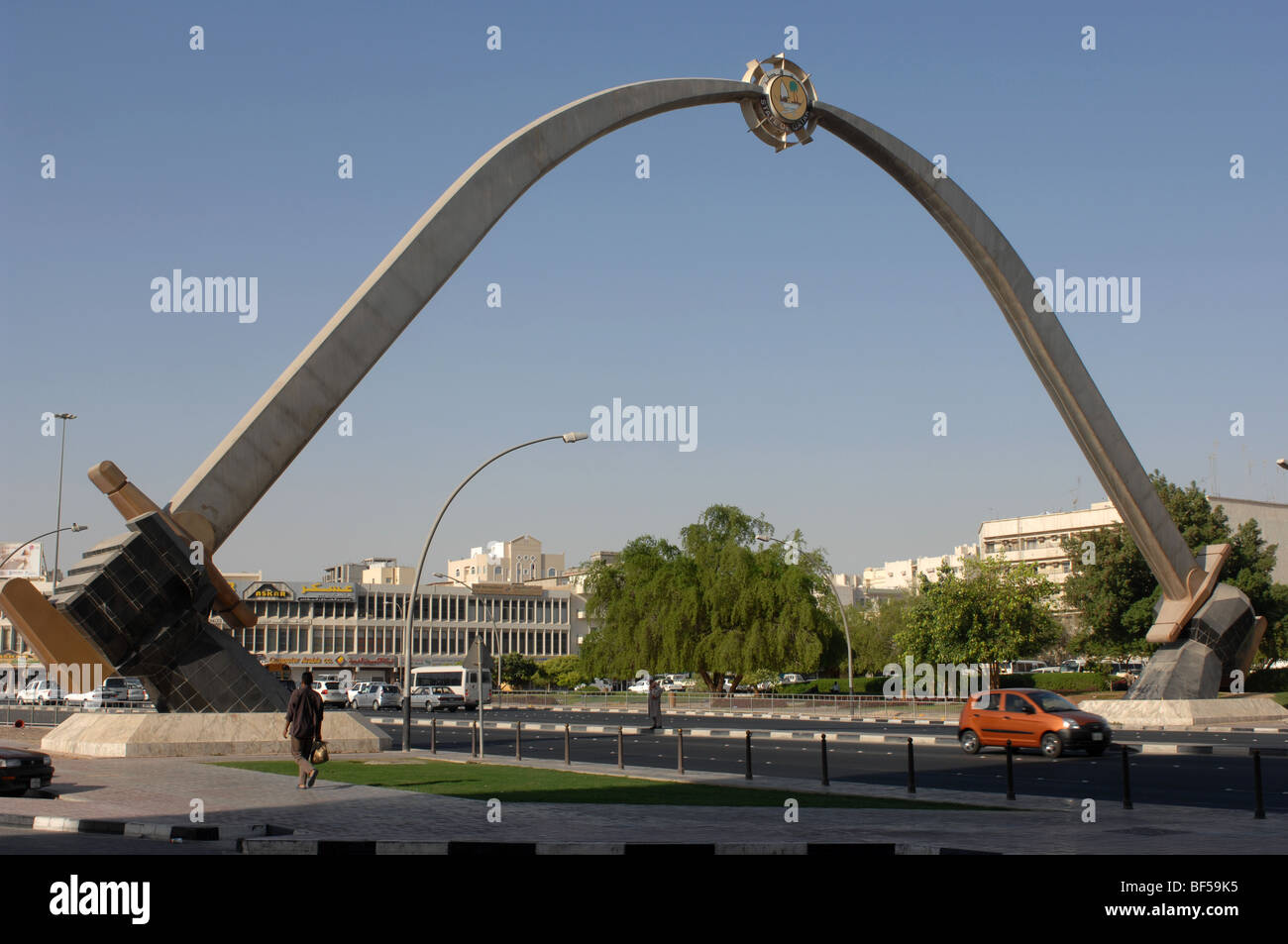 Sword qatar hi-res stock photography and images - Alamy