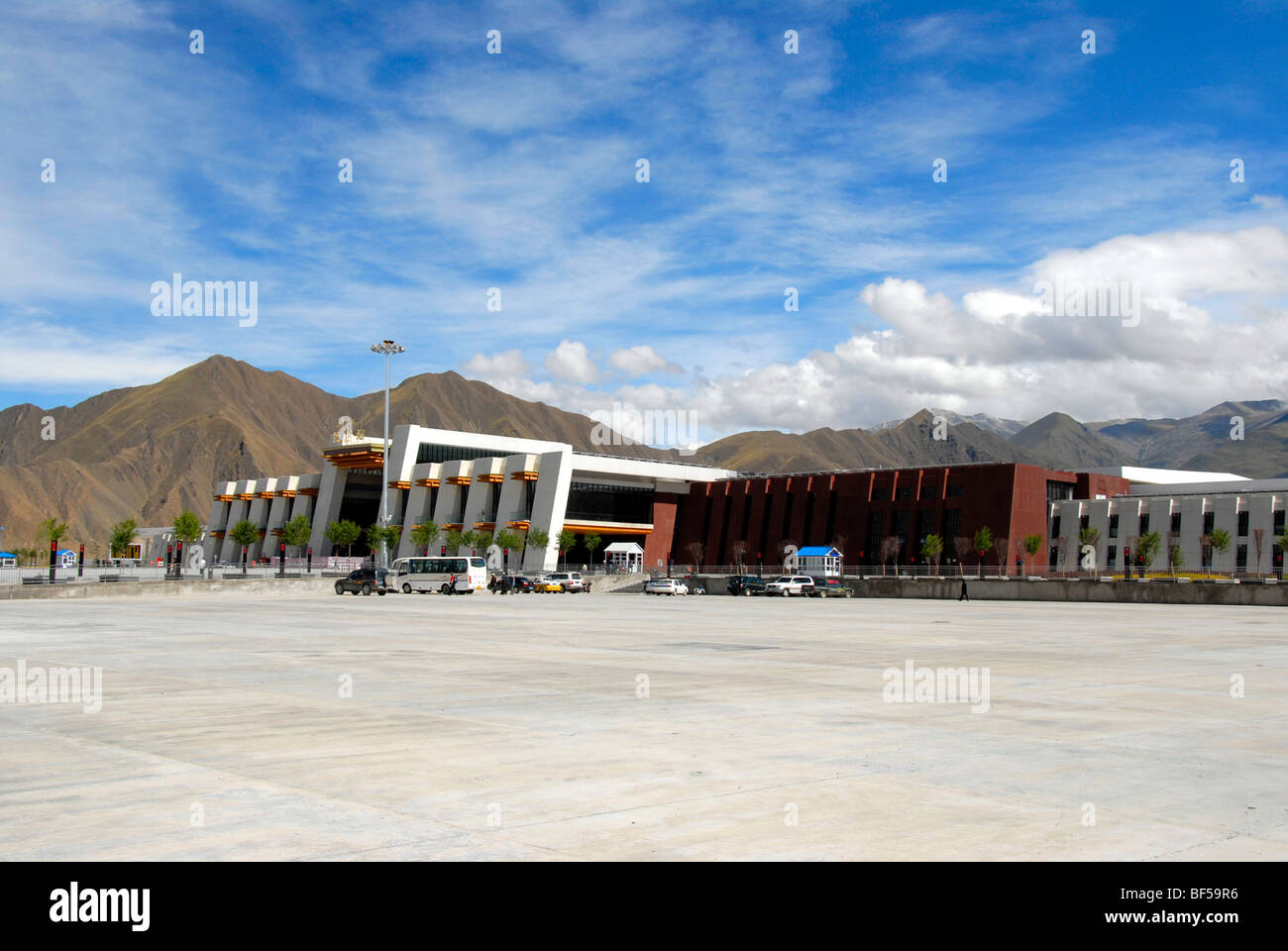 Modern Tibetan architecture, railway station in Lhasa, Himalayas, Tibet ...