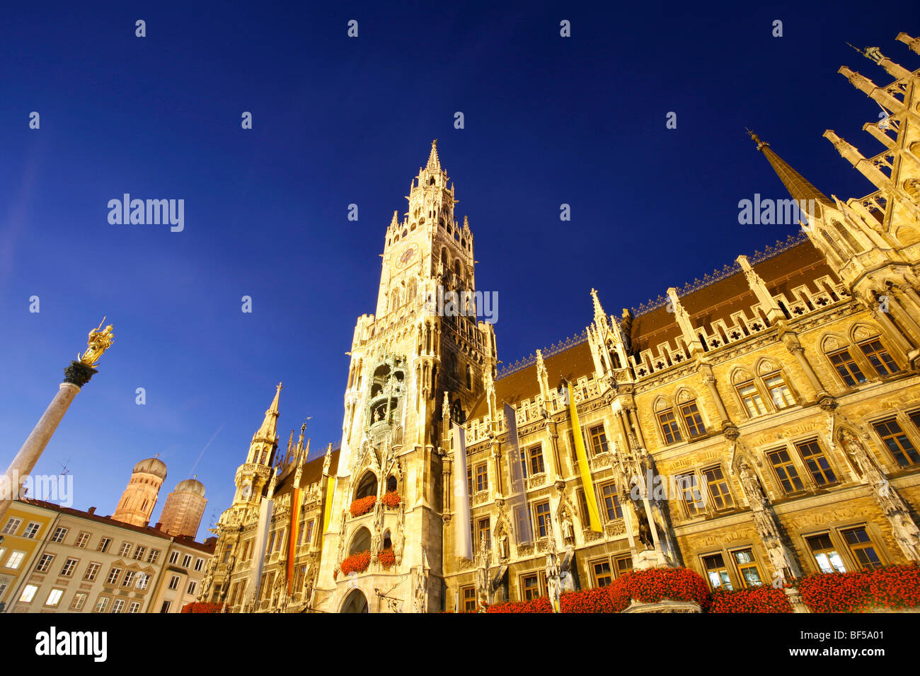 New Town Hall, Marienplatz or Mary's Square, Munich, Bavaria, Germany ...