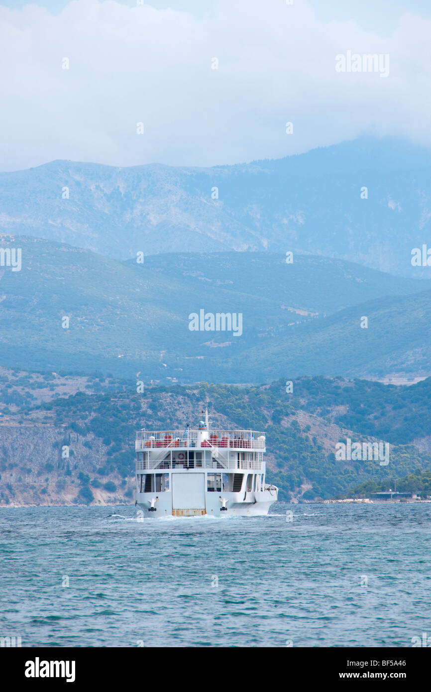 Argostoli lixouri ferry hi-res stock photography and images - Alamy