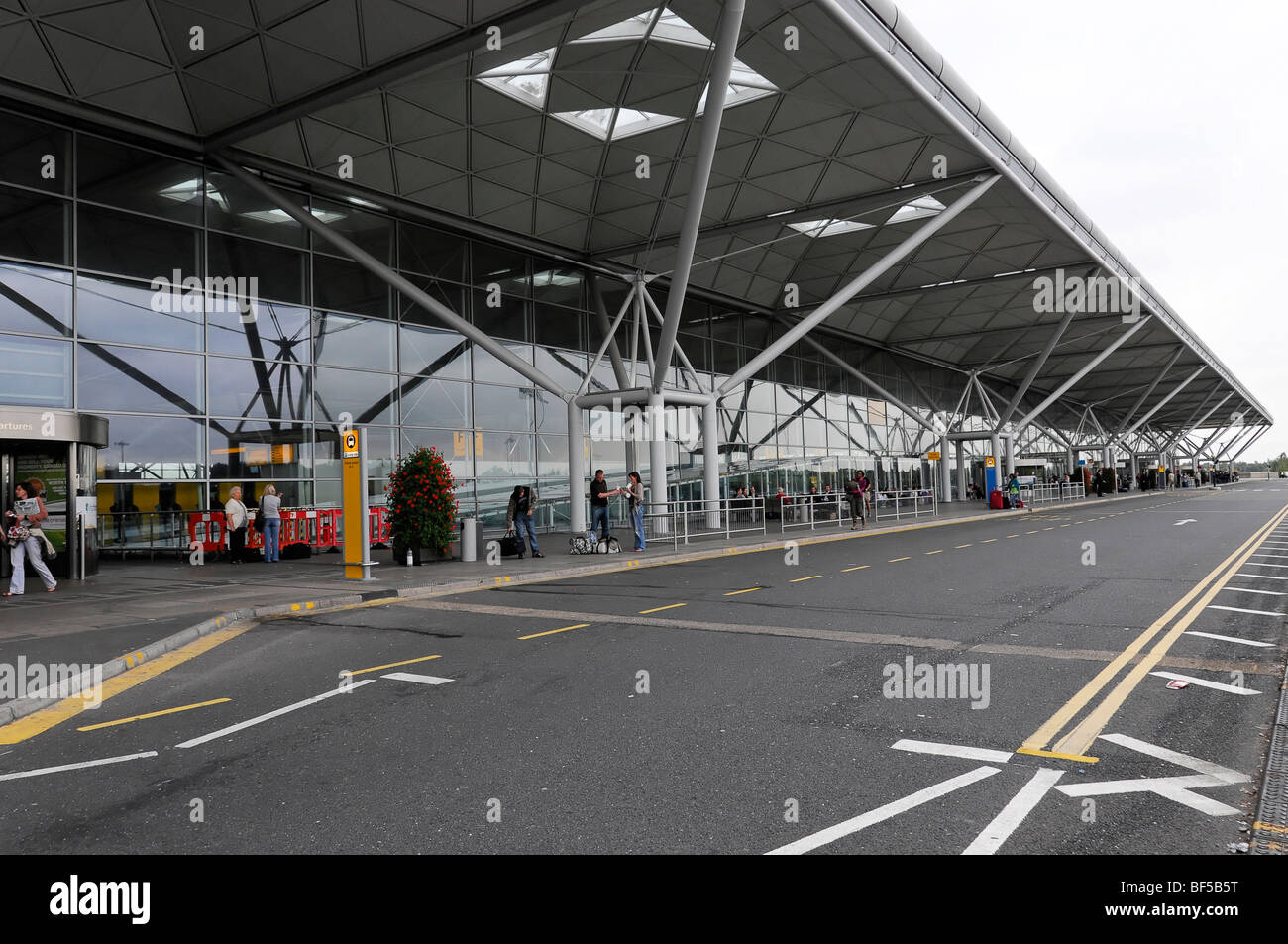 Entrance Hall, London Stansted Airport, London, England, United Kingdom ...