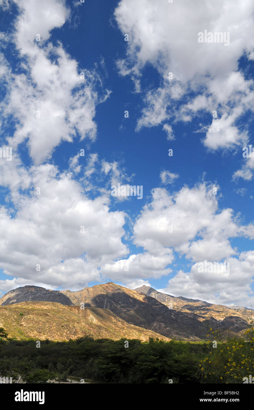 Mountains in Cajabamba, in the Northern Andes of Peru Stock Photo - Alamy