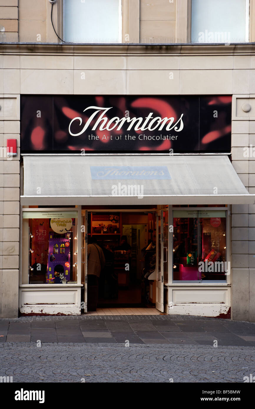 Thorntons sign hi-res stock photography and images - Alamy
