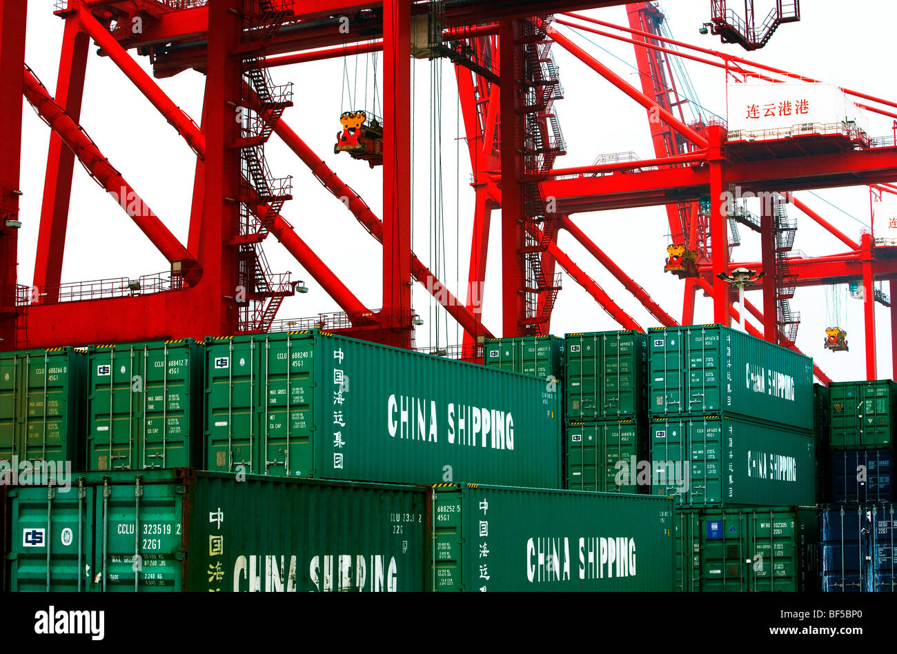 Container crane and containers in Lianyungang Port, Jiangsu Province ...