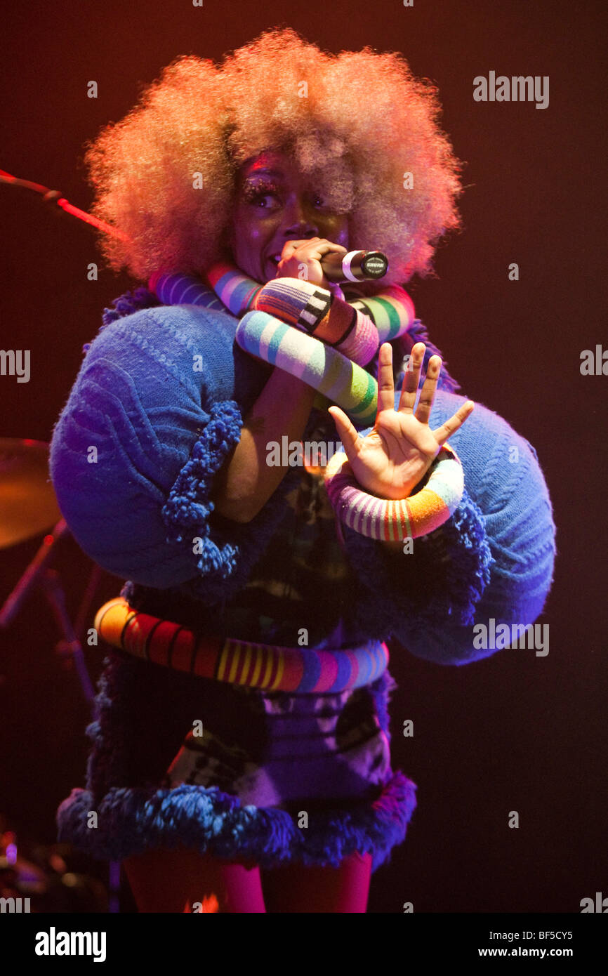 Die britische sängerin und songwriterin hi-res stock photography and ...