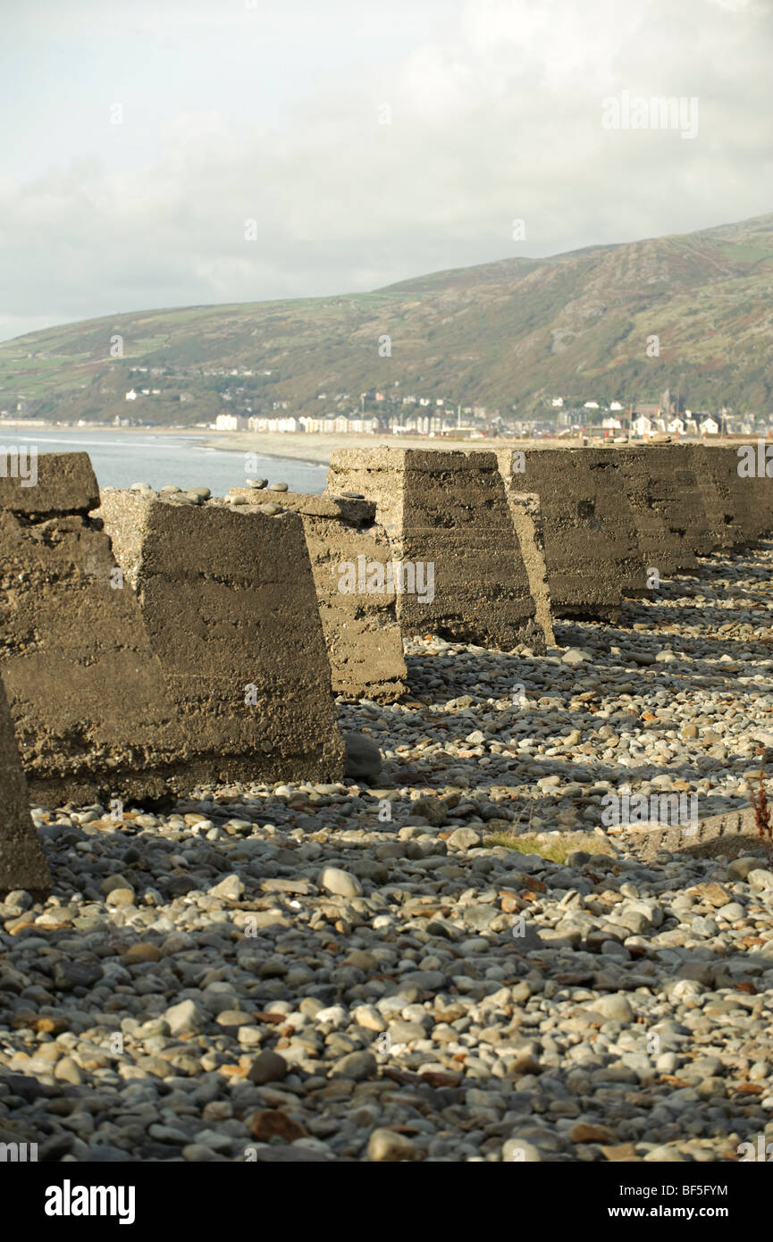 World war two coastal defences hi-res stock photography and images - Alamy