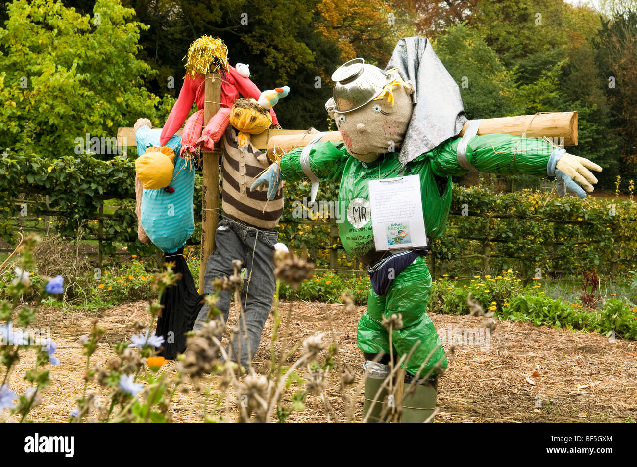 Scarecrow competition hi-res stock photography and images - Alamy