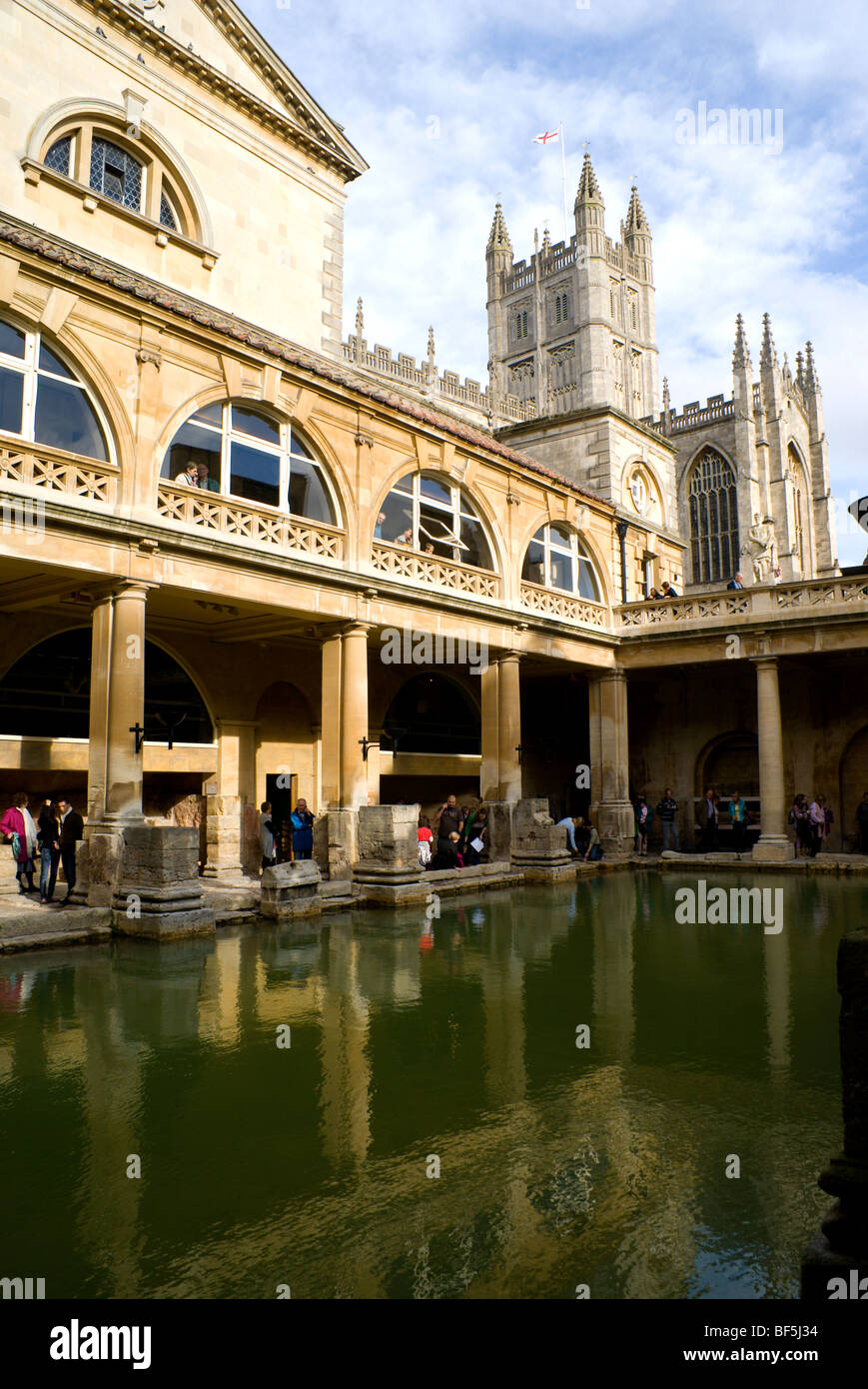 Roman baths and abbey hi-res stock photography and images - Alamy
