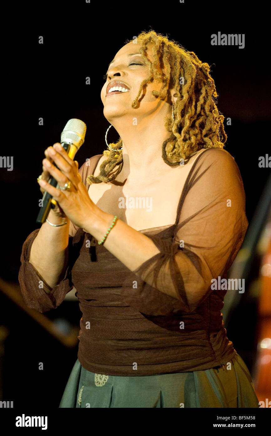 Cassandra Wilson - American singer Stock Photo - Alamy