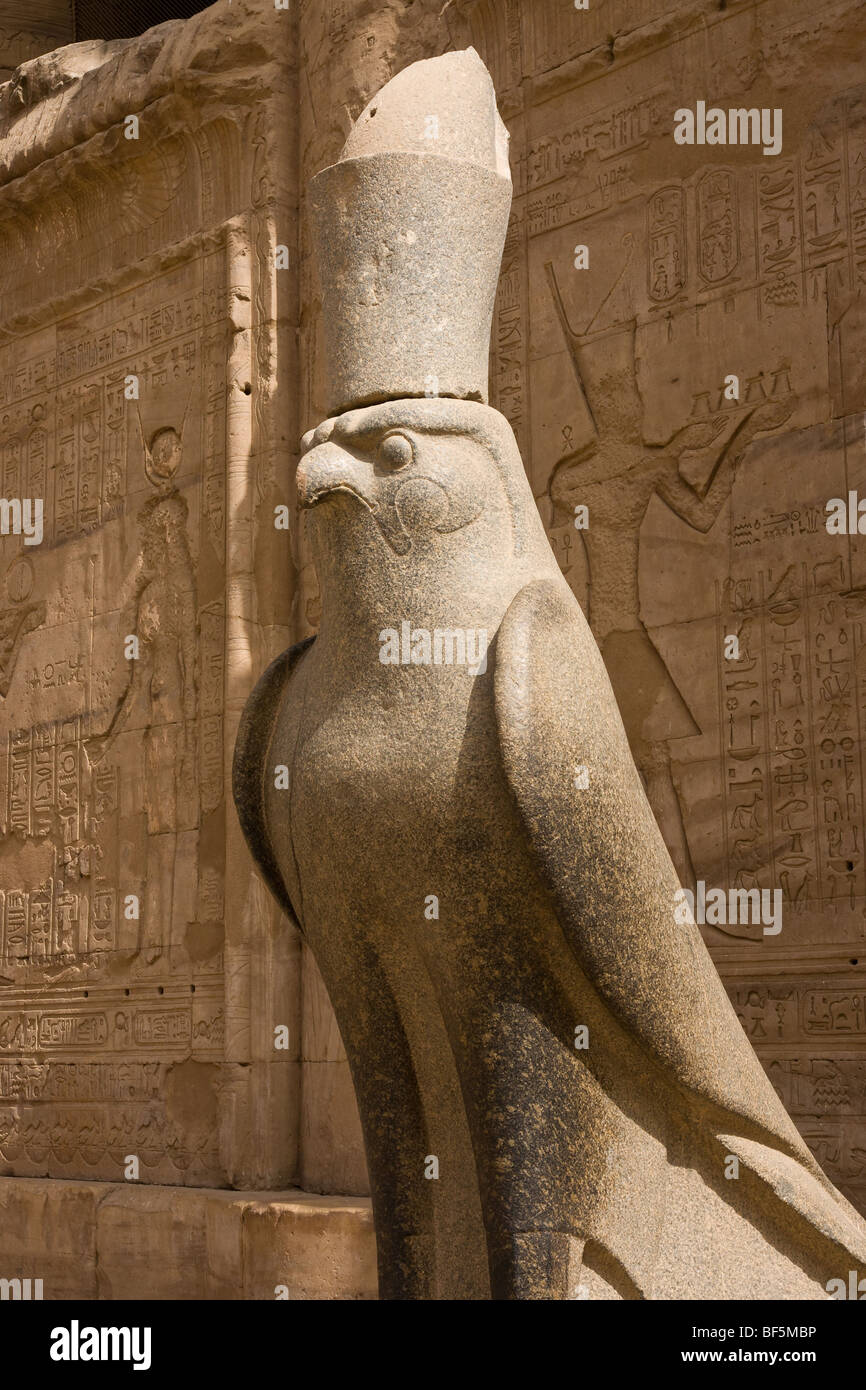 Falcon horus hi-res stock photography and images - Alamy