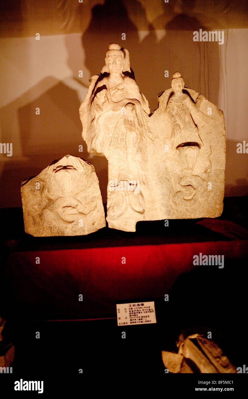 Statue Wangyan from North Wei Dynasty in Qingzhou Museum, Shandong ...