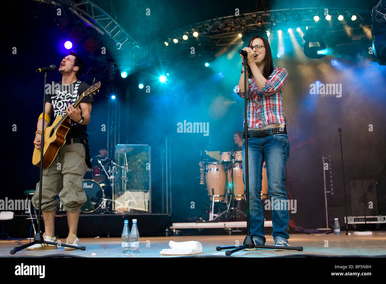 Claudio Heinzmann, brother and guitarist, and Stefanie Heinzmann live ...