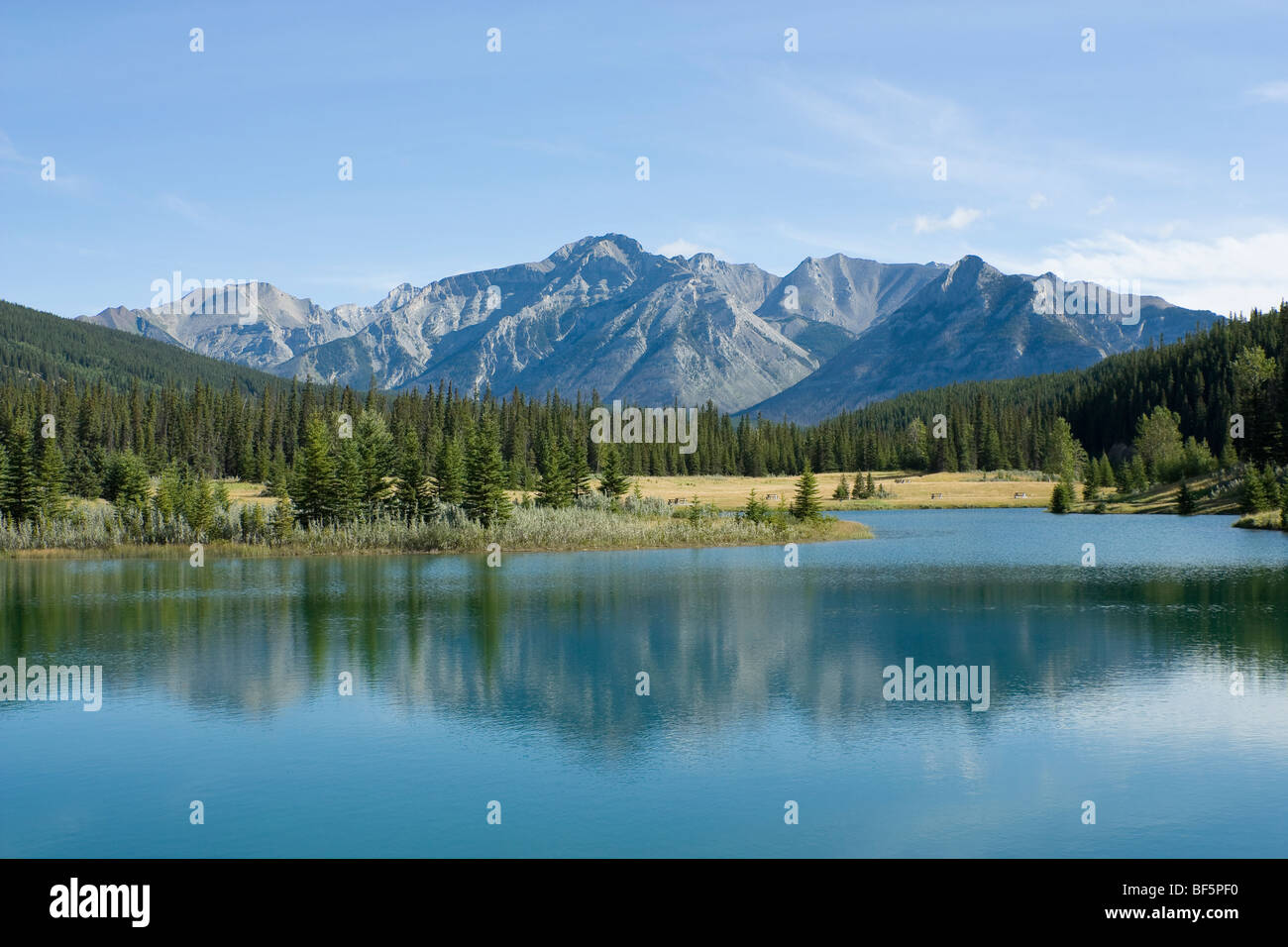 Banff in august hi-res stock photography and images - Alamy