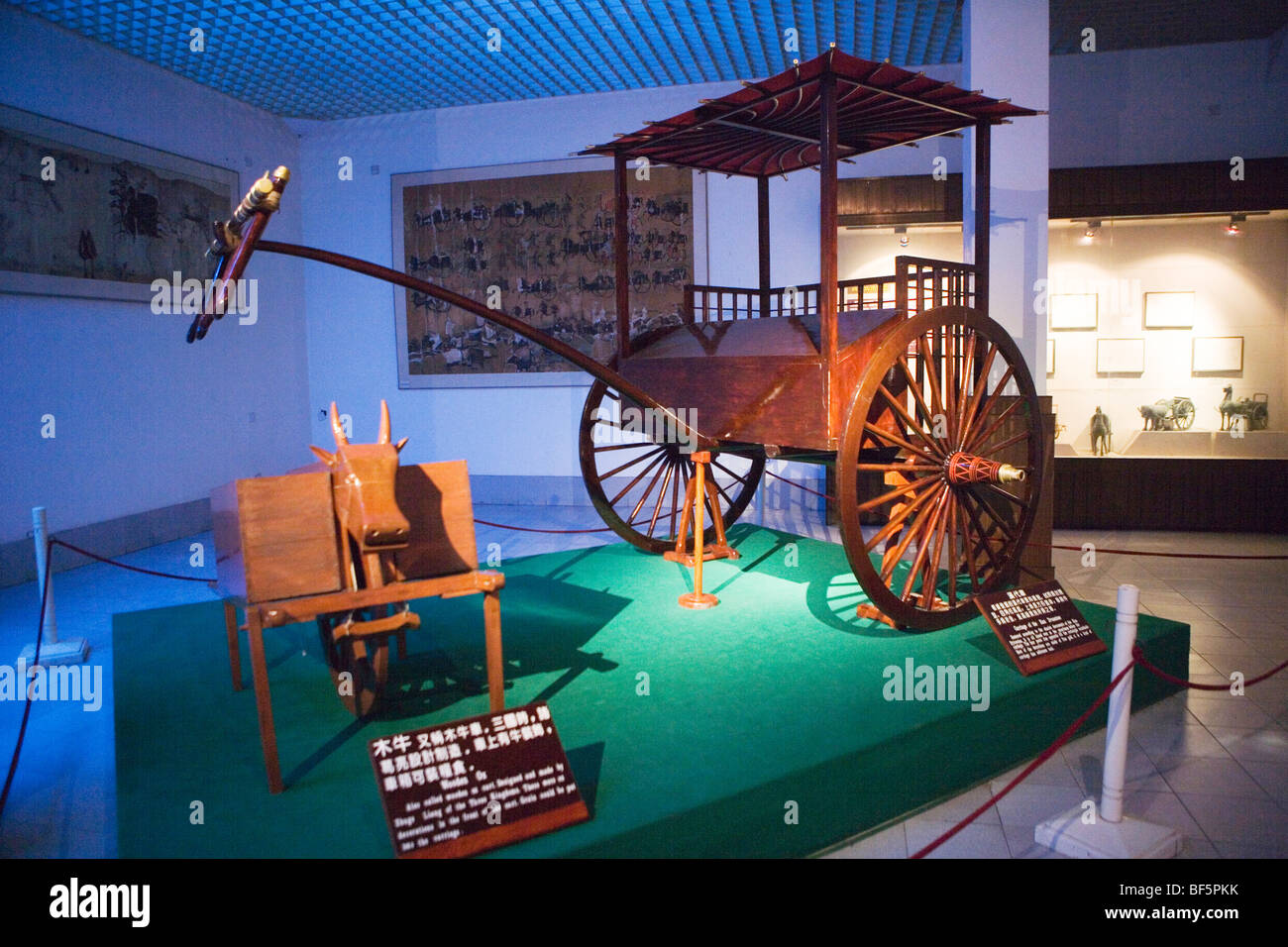 Wooden chariot hi-res stock photography and images - Alamy