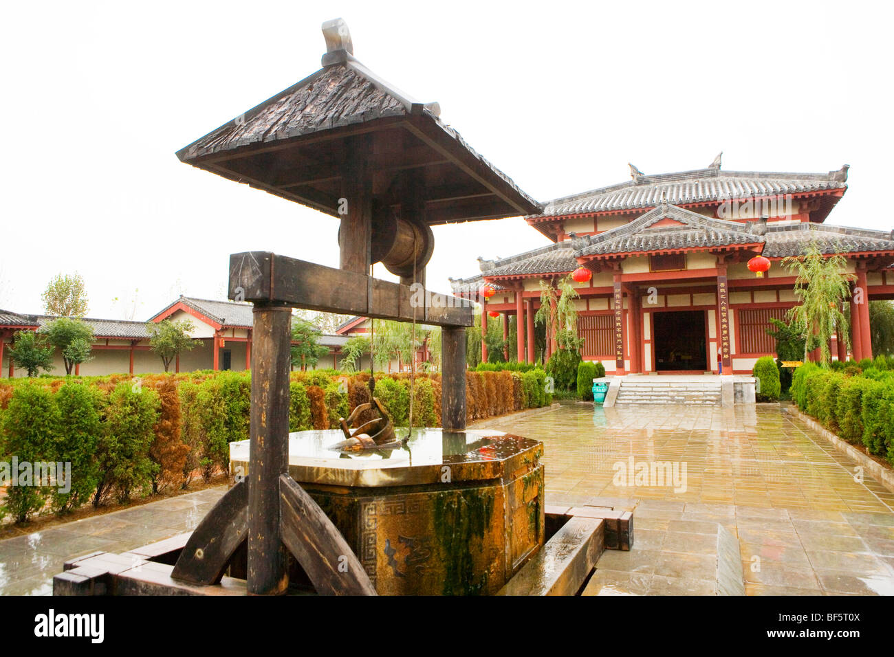 Chinese traditional well in The Art Of War Culture City Of China ...