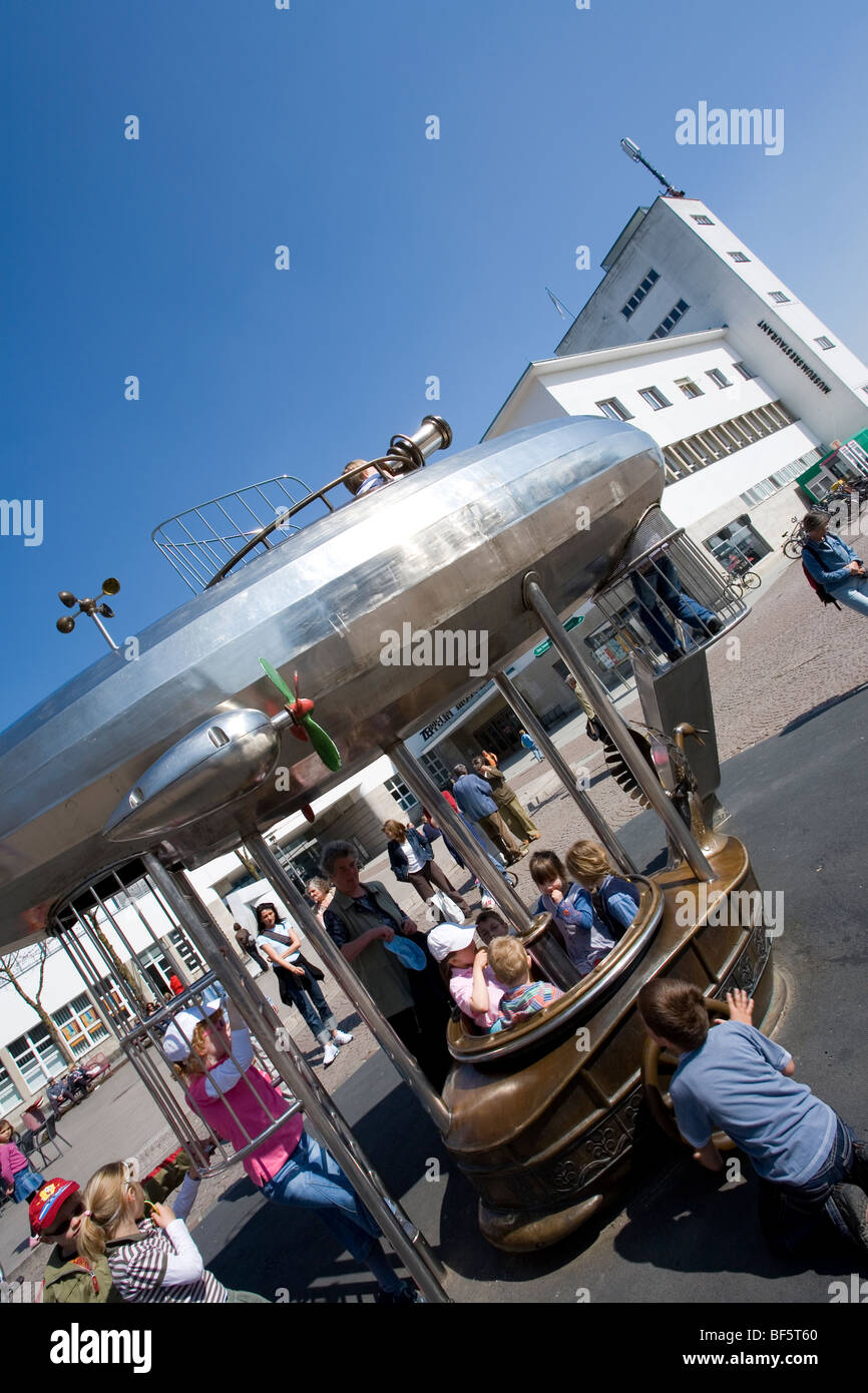 Zeppelin, playing Children, Zeppelin Museum, Friedrichshafen, Lake ...