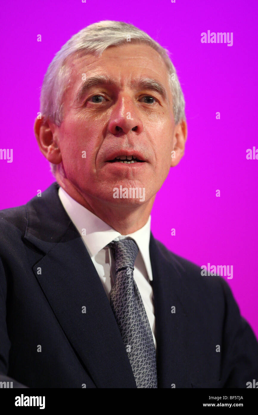 2009 justice secretary jack straw hi-res stock photography and images ...