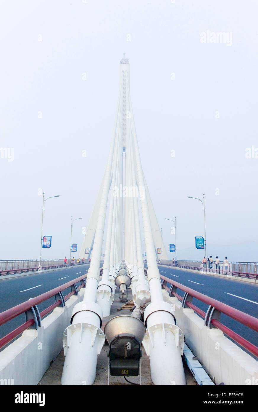 Yiling hi-res stock photography and images - Alamy