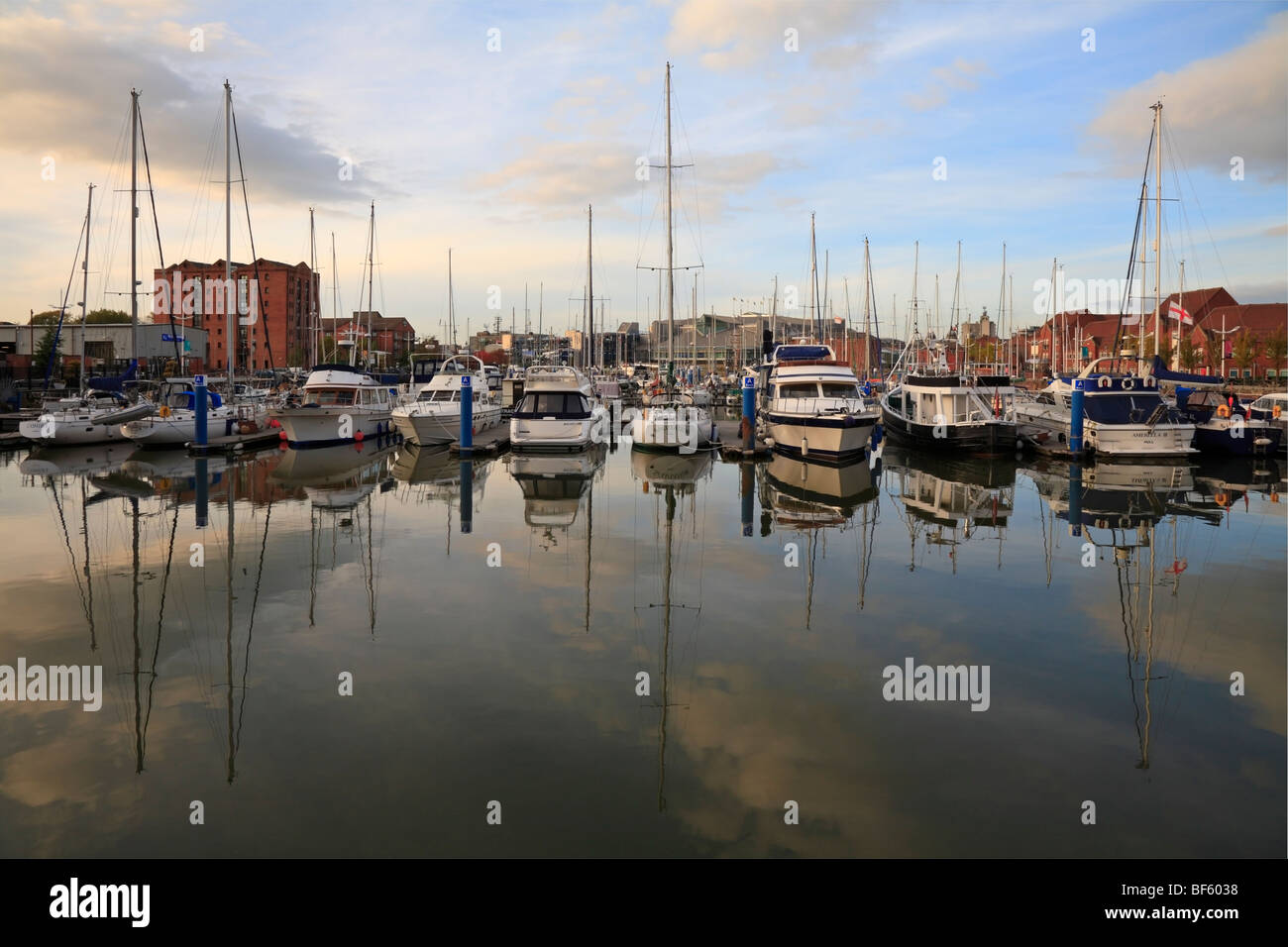 Yachts in Kingston upon Hull Marina, East Yorkshire, England, UK Stock ...