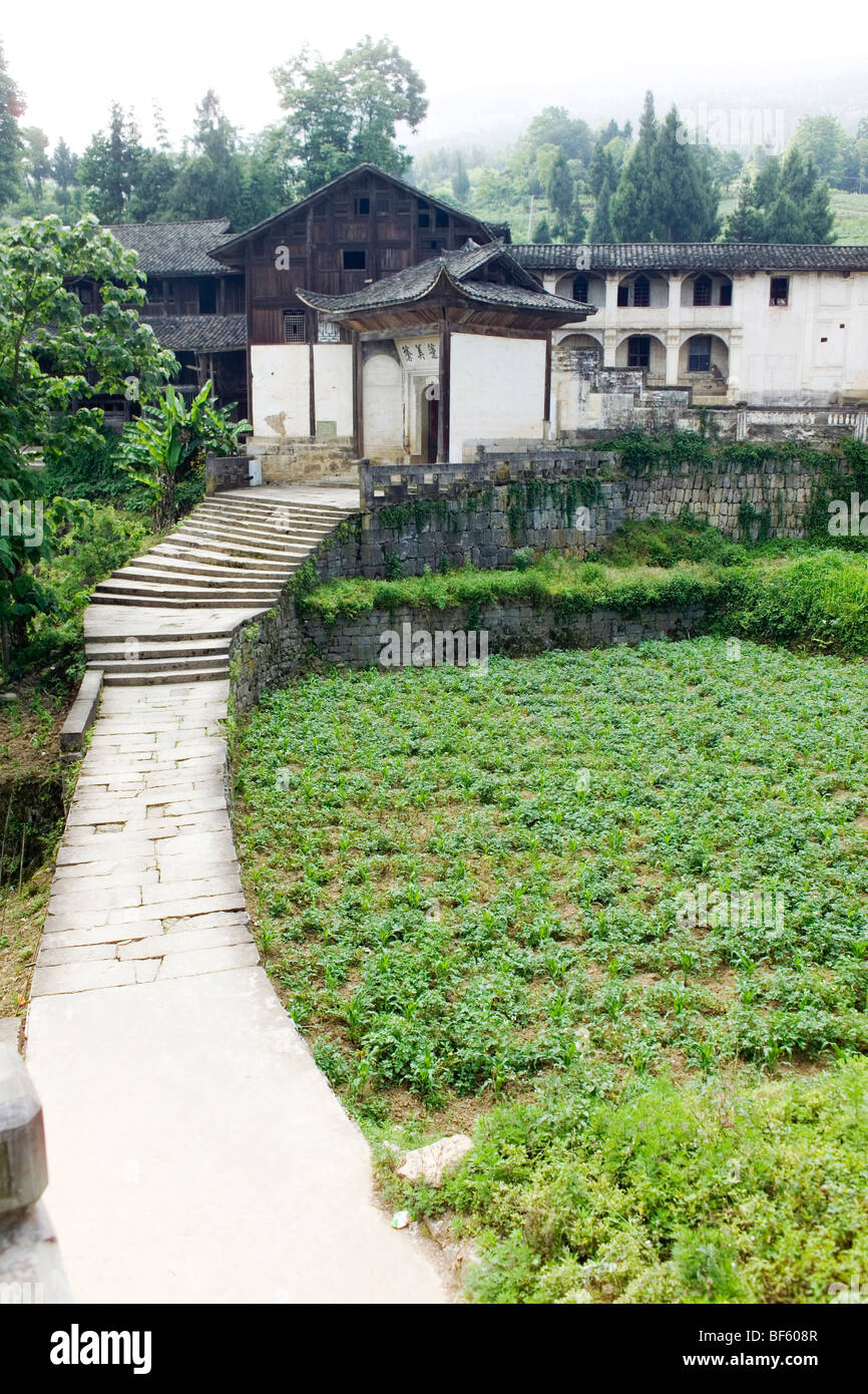 Tujia traditional architecture with western influence, Dashuijing ...