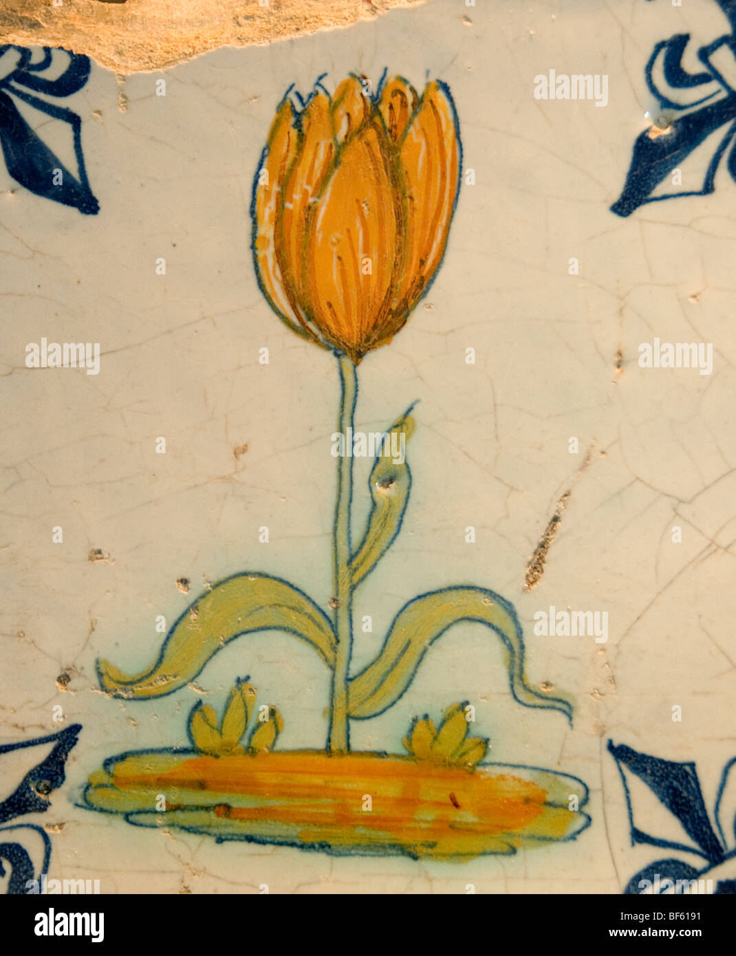 Hand painted tile hi-res stock photography and images - Alamy