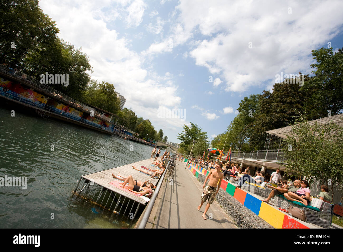 Riverbath hi-res stock photography and images - Alamy